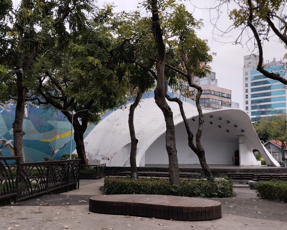 Gaudí City, capital of the Gaudí planet | Deep Dream Generator